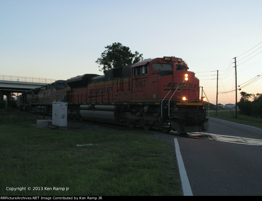 BNSF 9167